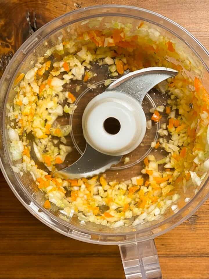 Creamy Cold Cajun Shrimp Salad with Mayo - A Sprinkling of Cayenne