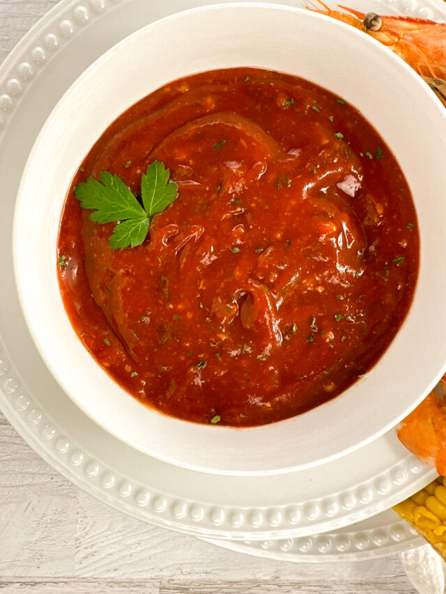 Cajun Cocktail Sauce - A Sprinkling of Cayenne