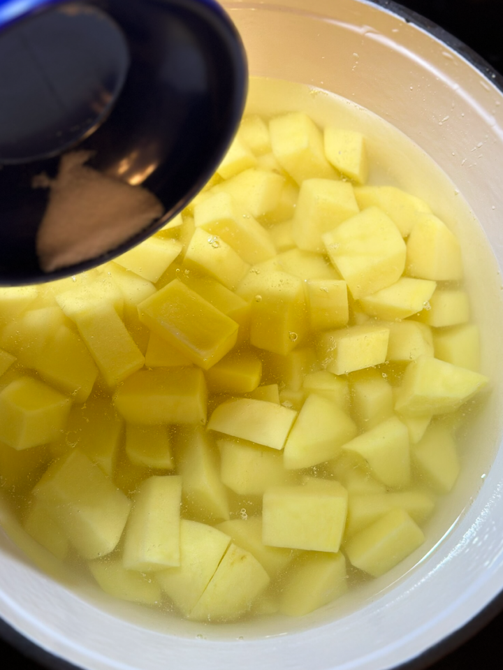 Parsley Potatoes in Buttery Garlic Sauce - A Sprinkling of Cayenne